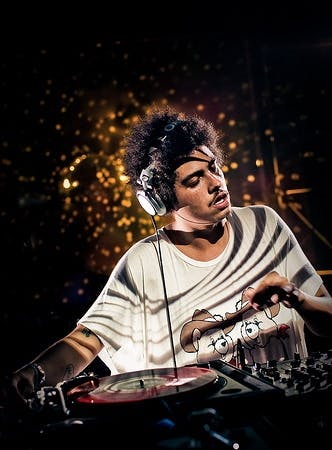 Seth Troxler Upcoming Events, Tickets, Tour Dates & Concerts in 2024 ...