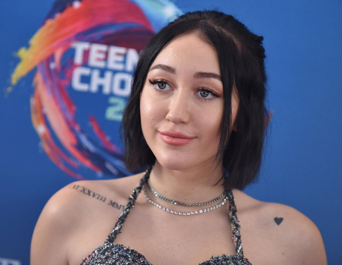 Noah Cyrus And Trace Cyrus 2022