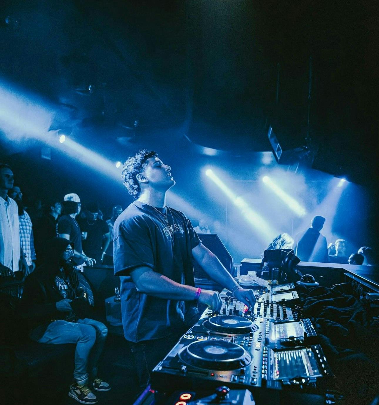 Leondis at Electric Hotel - Saturday, Nov 30 2024 | Discotech - 30 NOV 2024