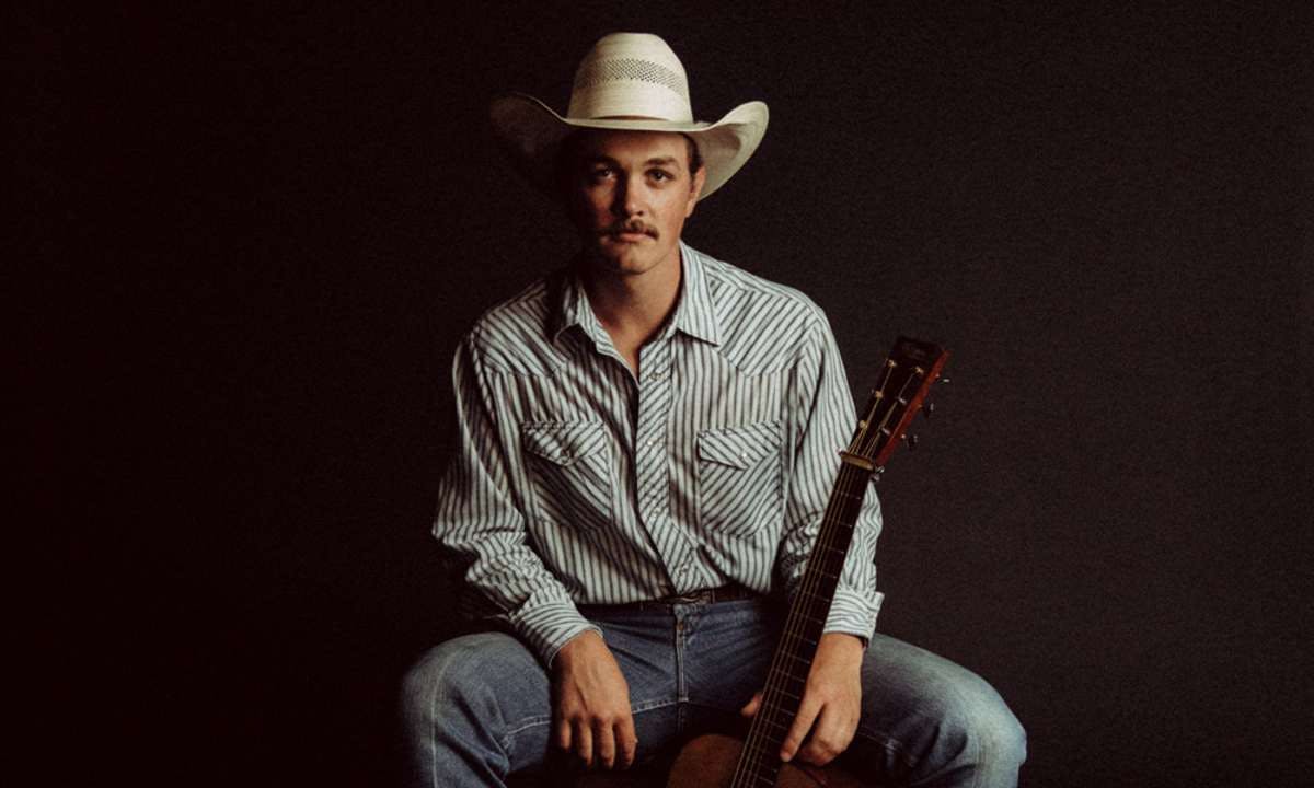 Zach Top: Cold Beer & Country Music Tour (Night 1) at Cain's Ballroom ...